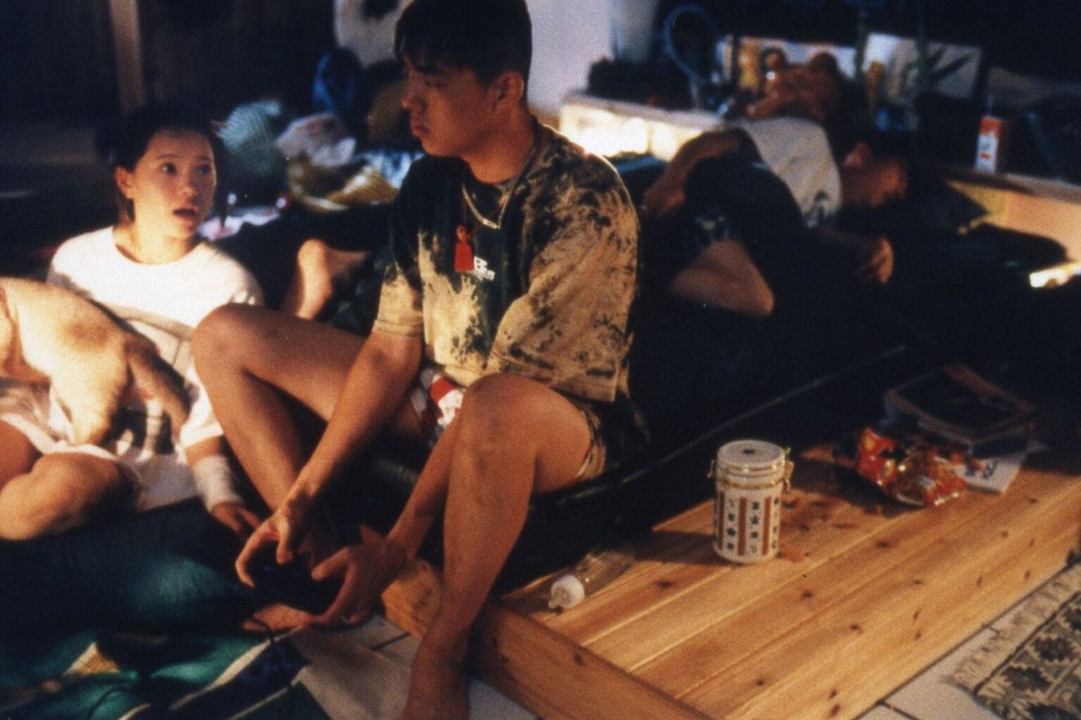 온도와 분위기로 밤을 감각하게 하는 영화 4선 - ANTIEGG 미디어