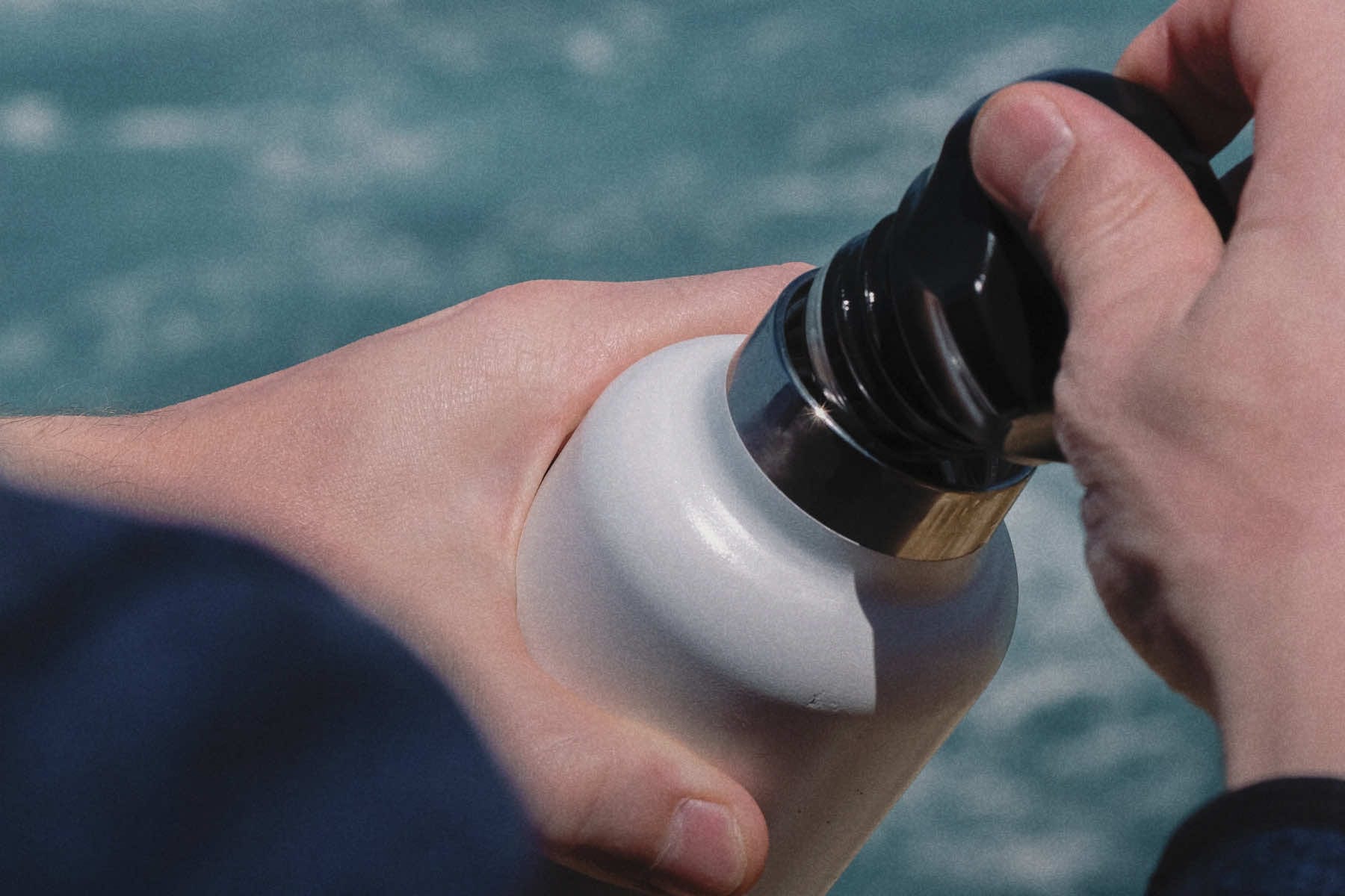 에코백과 텀블러로 환경을 위한다는 착각 - ANTIEGG 라이프스타일