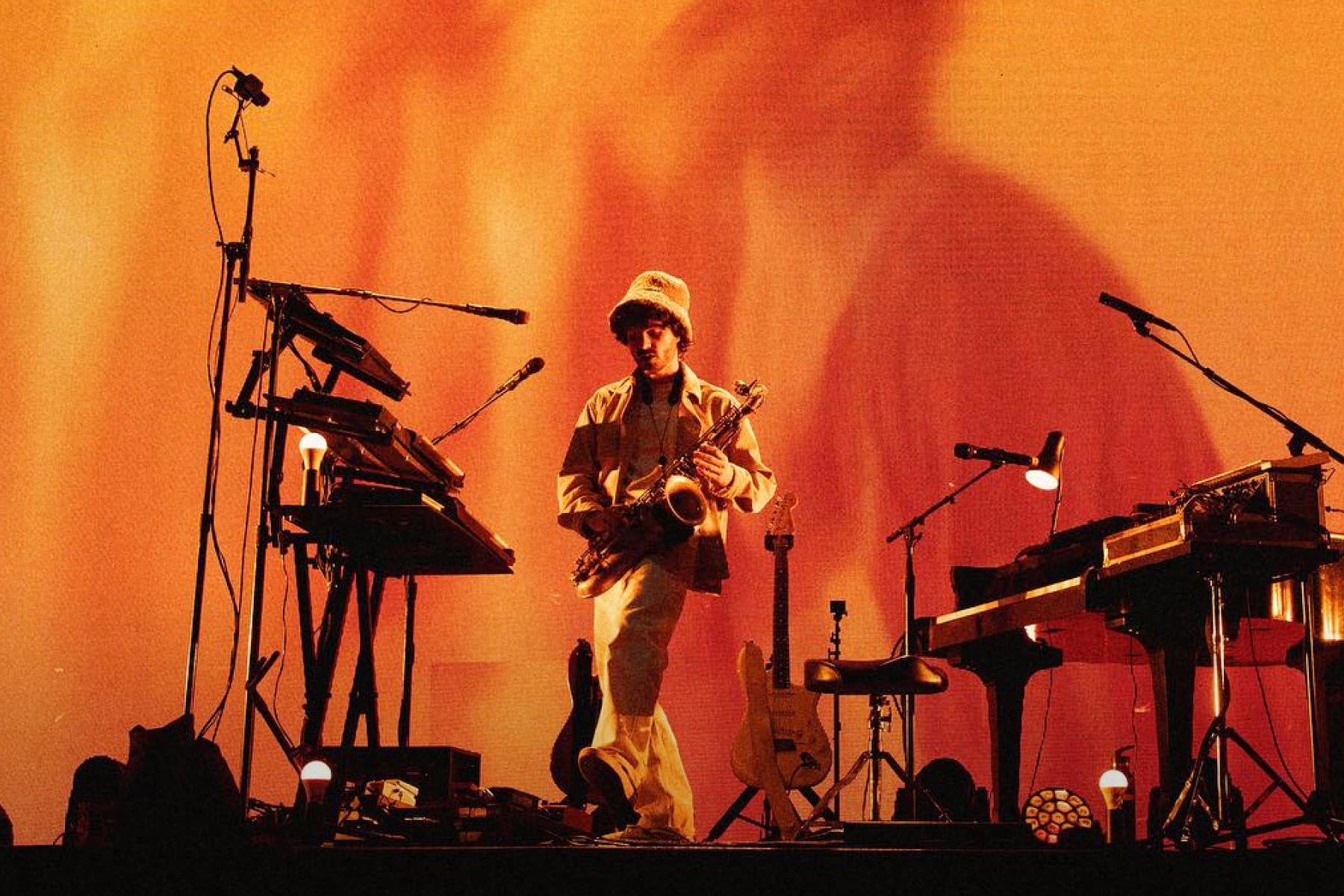 안식처가 필요할 때 고요를 선물하는 FKJ - ANTIEGG 컬쳐