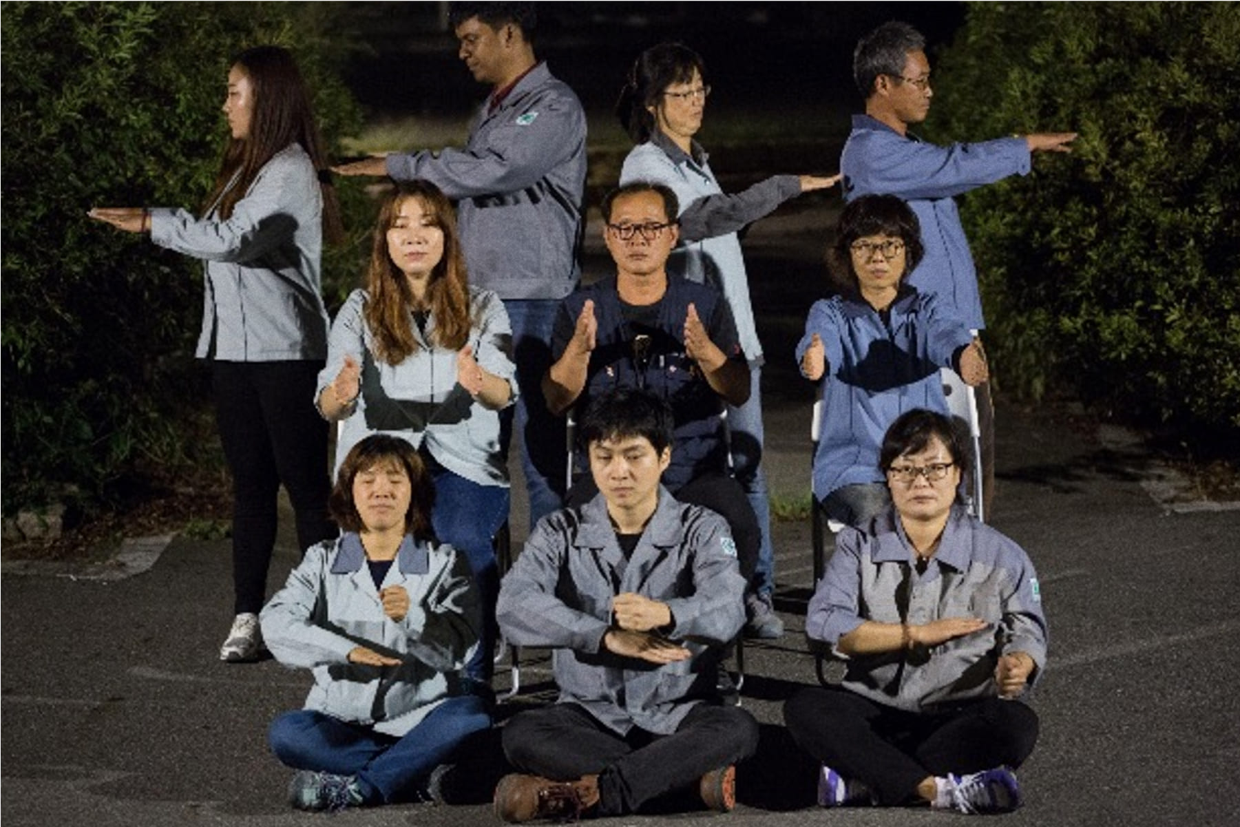 우리 관계를 예술로 이어나가기 - ANTIEGG 아트