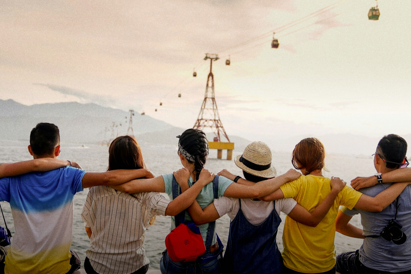 이웃과 함께 하는 법을 제안하는 5가지 브랜드 - ANTIEGG 브랜드